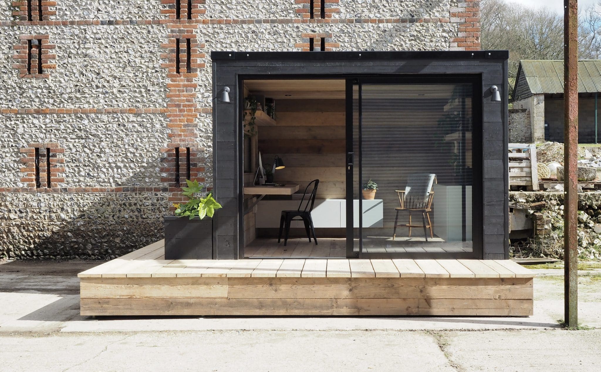 Bespoke Modular Structures by Boon